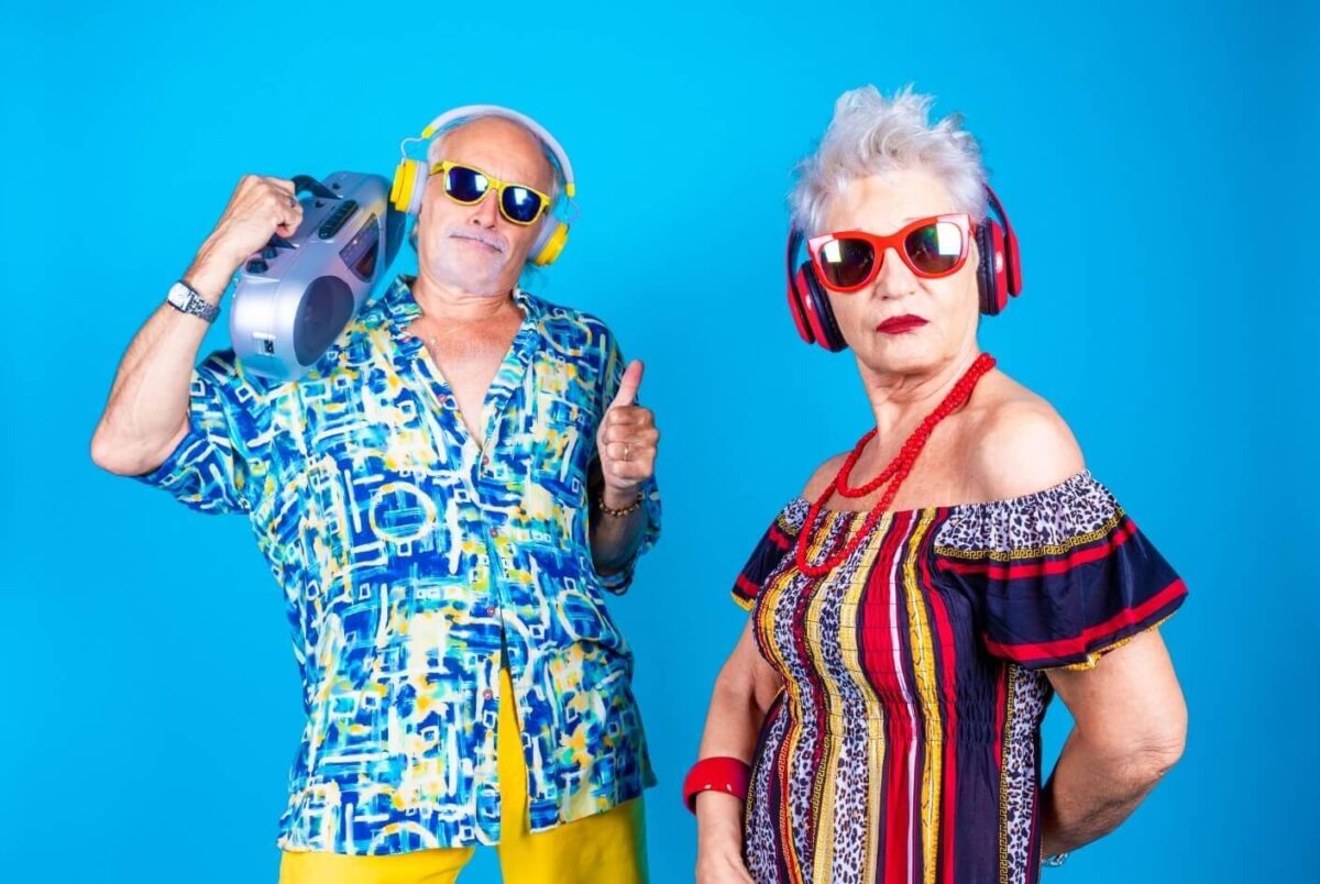 Teacher Dress Code Problems and YOU · What NOT to Wear!